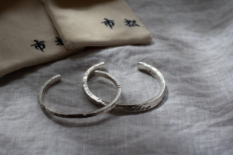 市松 pair bangle ⁡ silver spiral bangle (M) / (W) ＋K24 point | Belluria